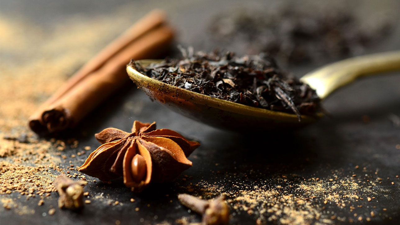 Té chai: origen, propiedades y preparación - Notiespartano