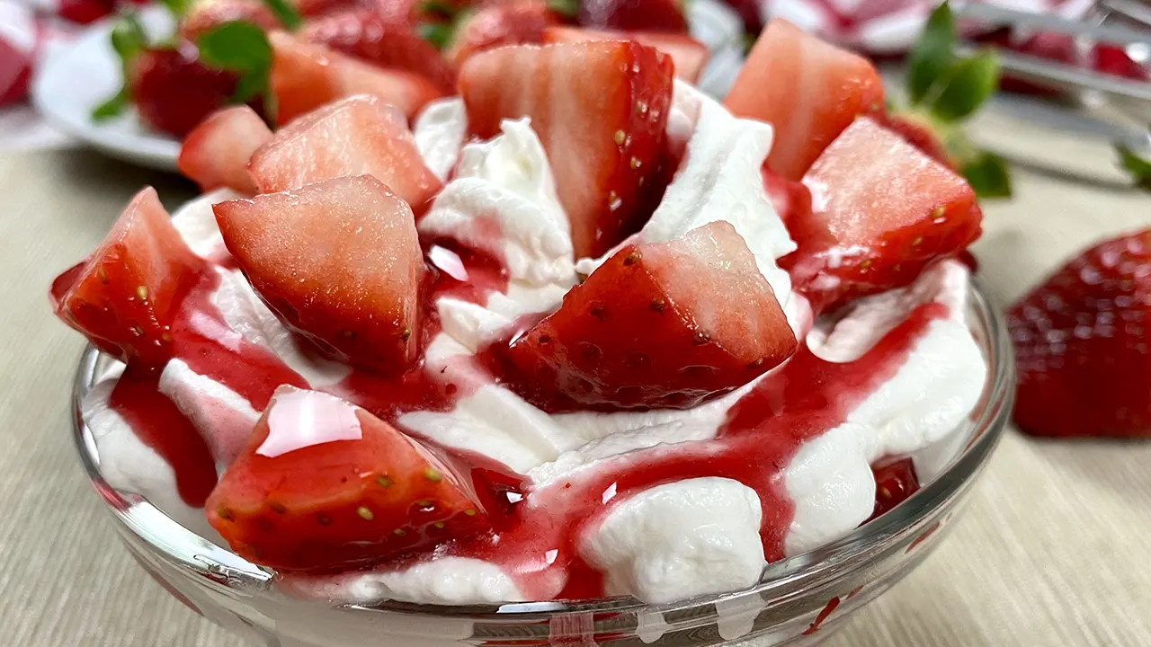 Fresas con crema - Notiespartano