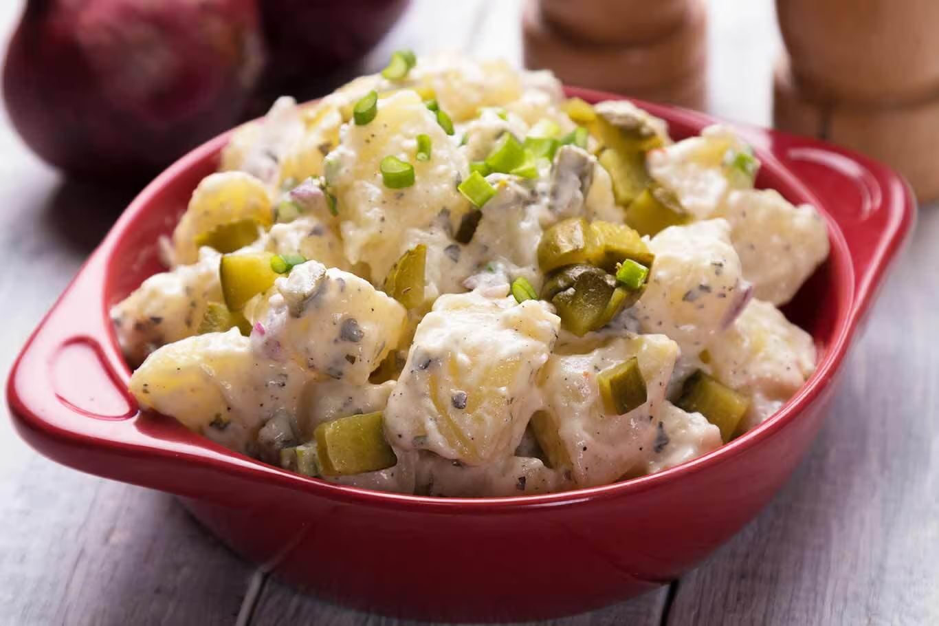 Ensalada de patata cocida con pepinillos - Notiespartano