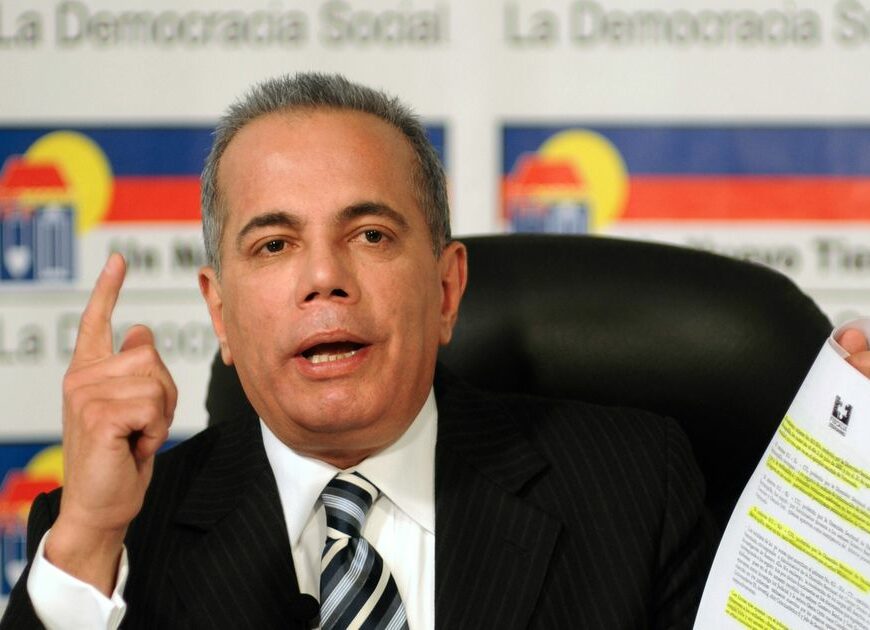 Rosales renuncia a su candidatura si se inscribe MCM - Notiespartano