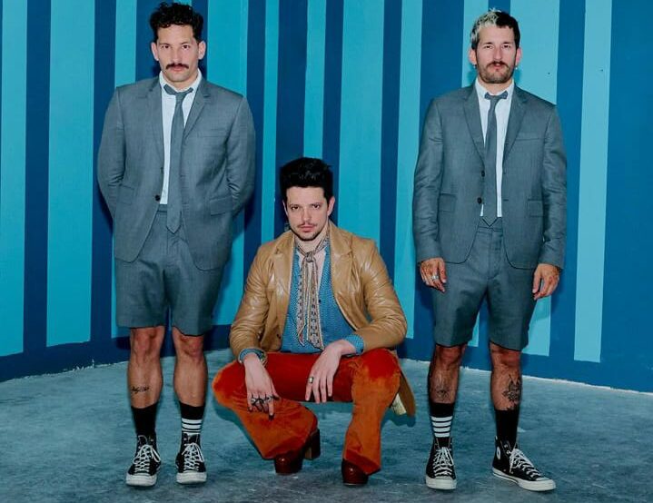 Lasso junto a Mau y Ricky estrenan “Bilingües” - Notiespartano