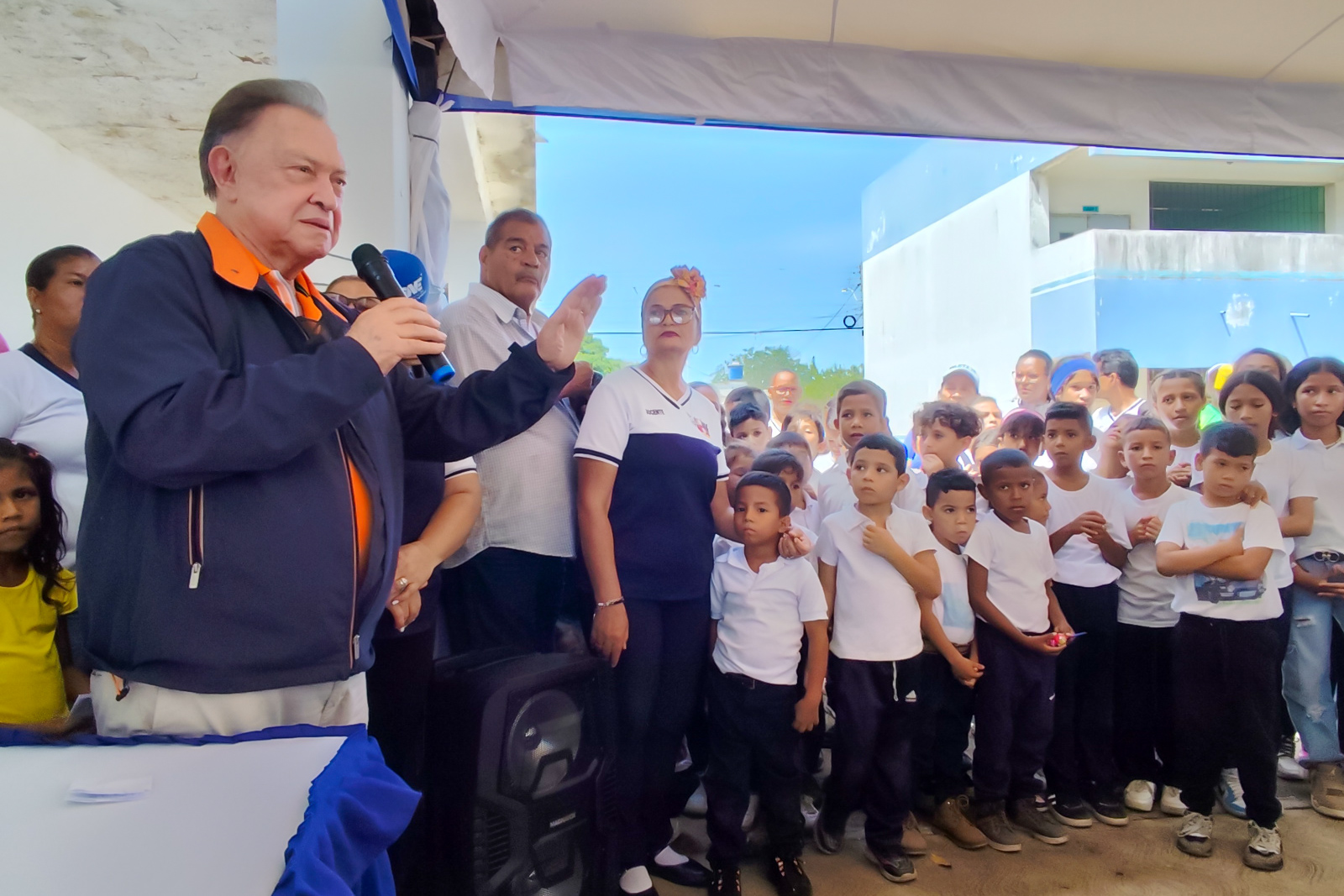 Gobernador Morel Rodríguez inicia rehabilitación de la UEE “Leonardo ...